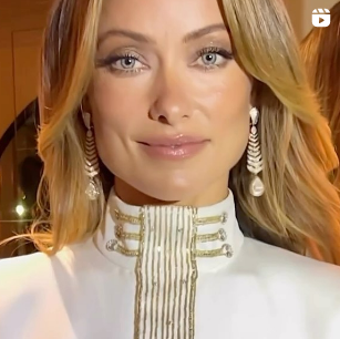 https://www.lisaeldridge.com/products/crystal-nebula-elevated-glow-hig ...
