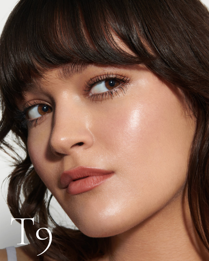 Enhancing Skin Tint T9| Plumped & Refreshed | Lisa Eldridge