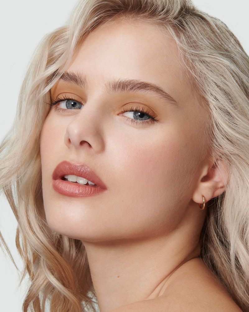 Phoebe (Liquid Silk Liquid Eyeshadow) | Lisa Eldridge